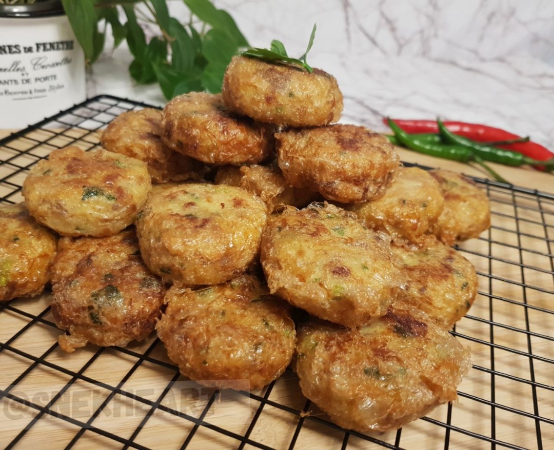 Potato Patties aka Begedil, Food & Drinks, Other Food & Drinks on Carousell