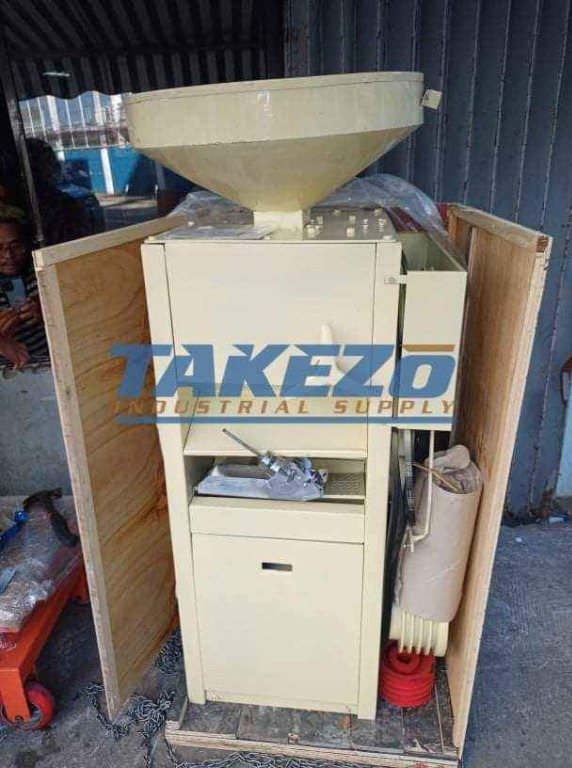 RICE MILLING MACHINE (SB-10D), Commercial & Industrial, Industrial ...