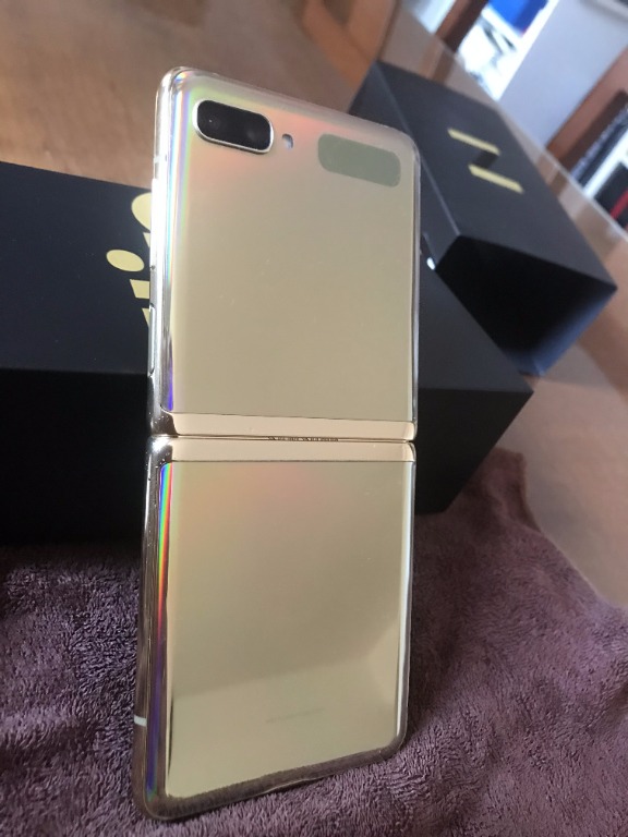Samsung Flip Gold 256GB Gen 1, Mobile Phones & Gadgets, Mobile Phones ...