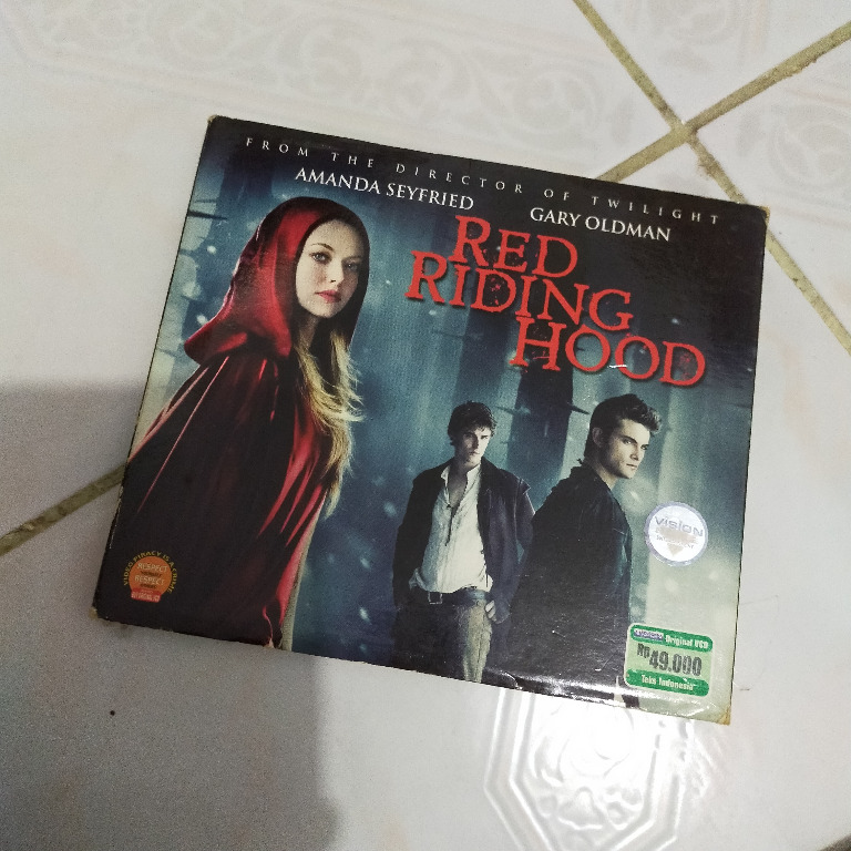 VCD Film Red Riding Hood, Musik & Media, CD, DVD & Lainnya di Carousell