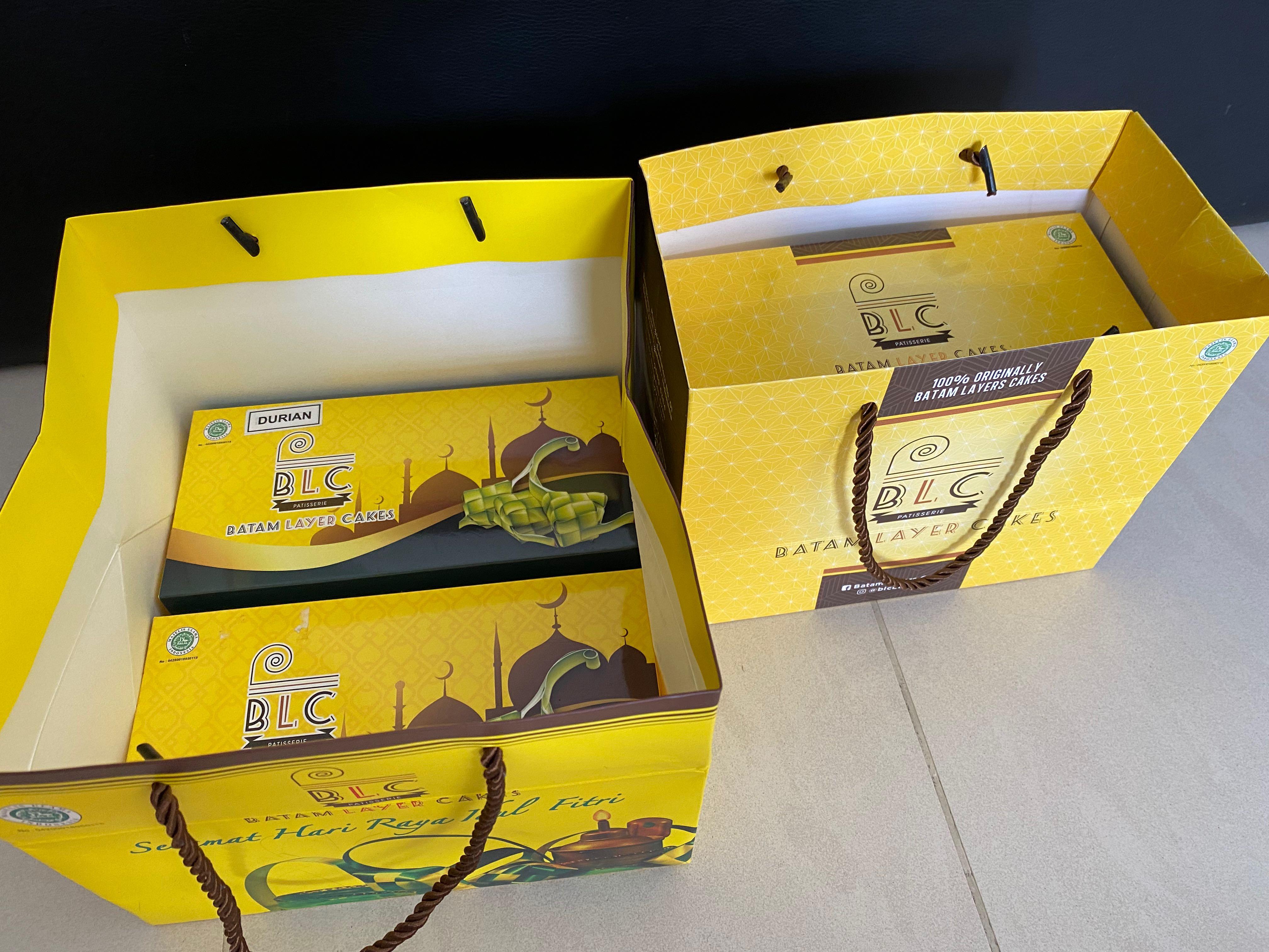 Batam layer cake Kueh lapis empty box carrier, Food & Drinks, Other ...