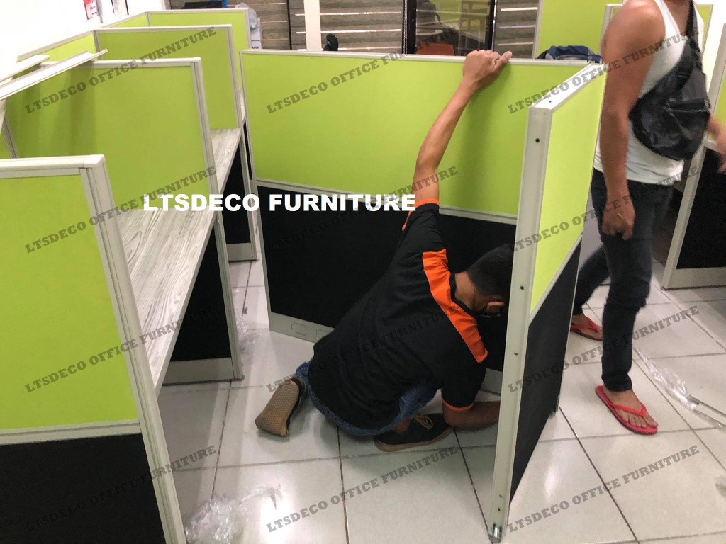 CLASSICAL WORKING OFFICE PARTITIONS, Furniture & Home Living, Office ...