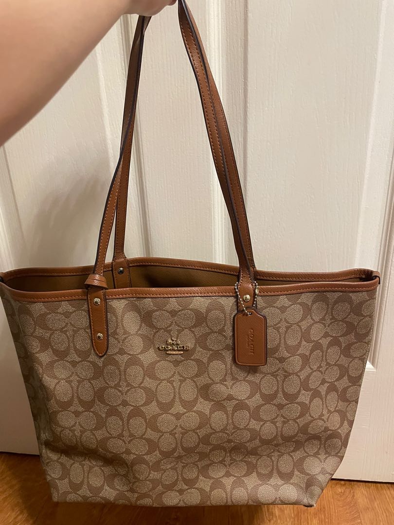 Coach Reversible Tote Bag, Women's Fashion, Bags & Wallets, Tote Bags ...