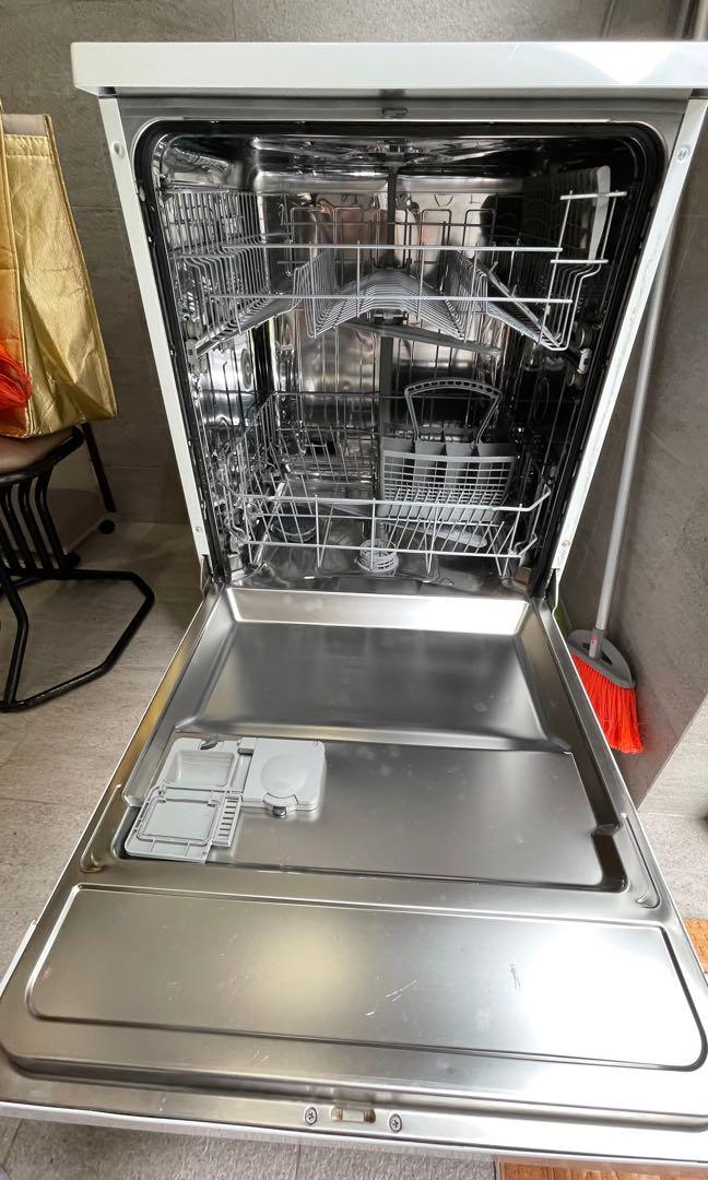 ELBA EBDW 1251 A W Dishwasher, TV & Home Appliances, Kitchen Appliances ...