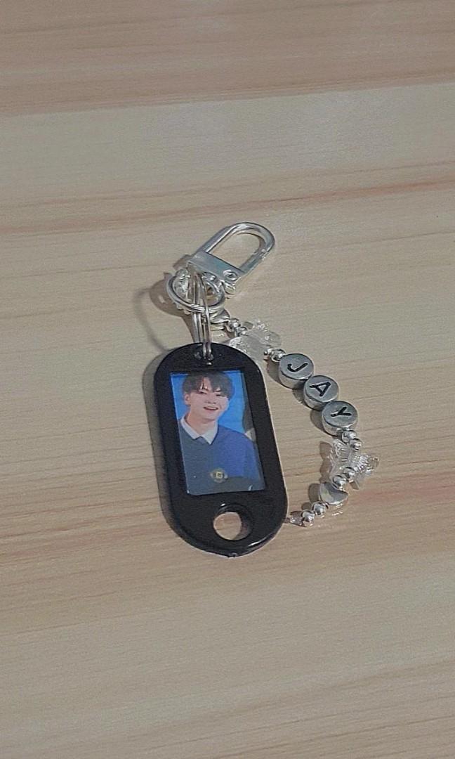 ENHYPEN keychains, Hobbies & Toys, Memorabilia & Collectibles, K-Wave ...