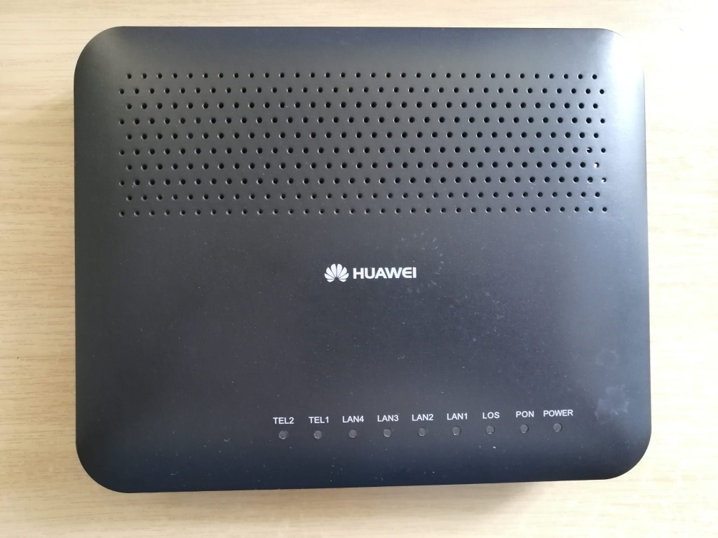 Huawei modem: HG8240, Computers & Tech, Parts & Accessories, Other ...
