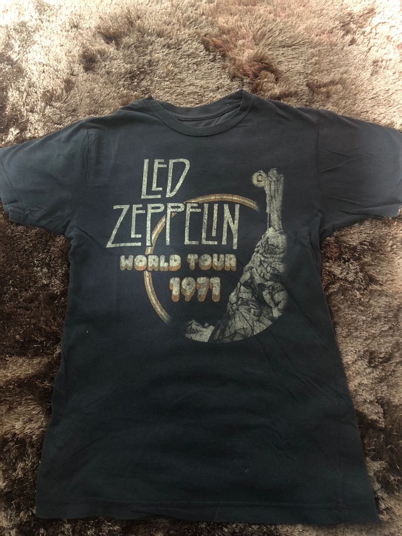 Led Zeppelin World Tour 1971, Men's Fashion, Tops & Sets, Tshirts ...