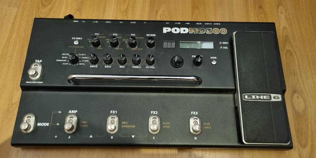 Line 6 POD HD 300, Hobbies & Toys, Music & Media, Musical Instruments ...