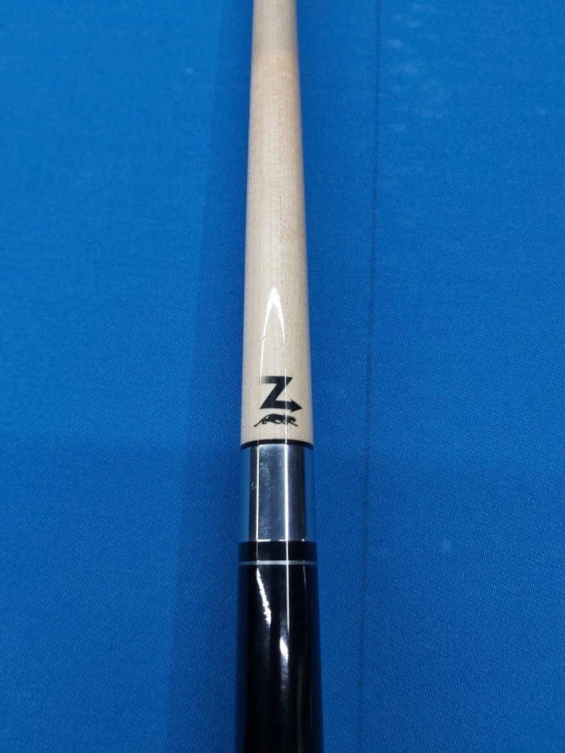 Predator Ikon 1 c/w Z3 shaft, Sports Equipment, Other Sports Equipment ...