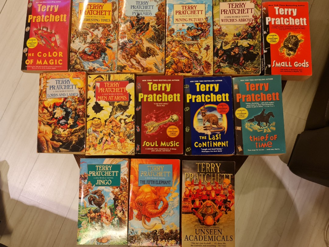 Terry Pratchett Discworld collection, Hobbies & Toys, Books & Magazines ...