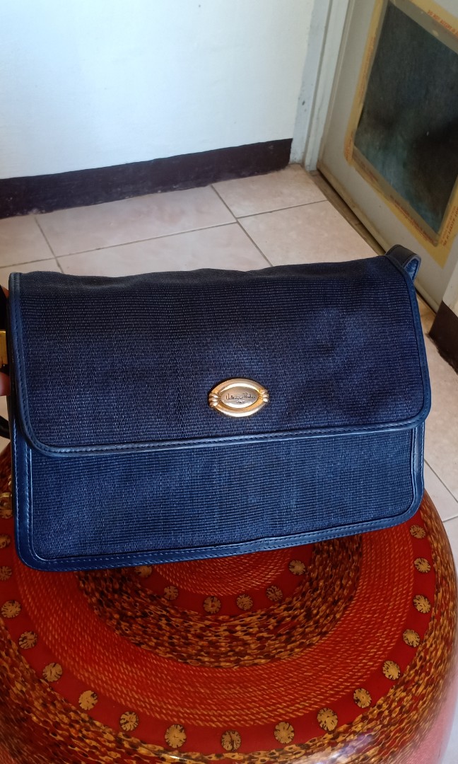 valentino rudy sling bag, Women's Fashion, Bags & Wallets, Cross-body ...