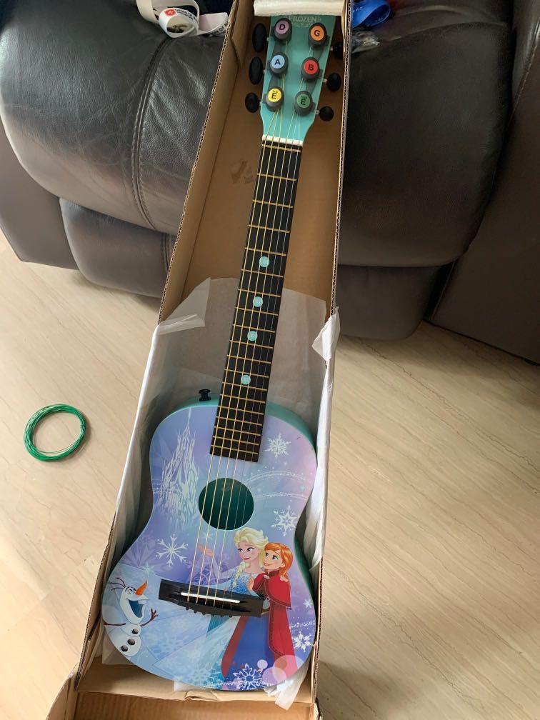 Acoustic guitar Frozen, Hobbies & Toys, Music & Media, Musical ...
