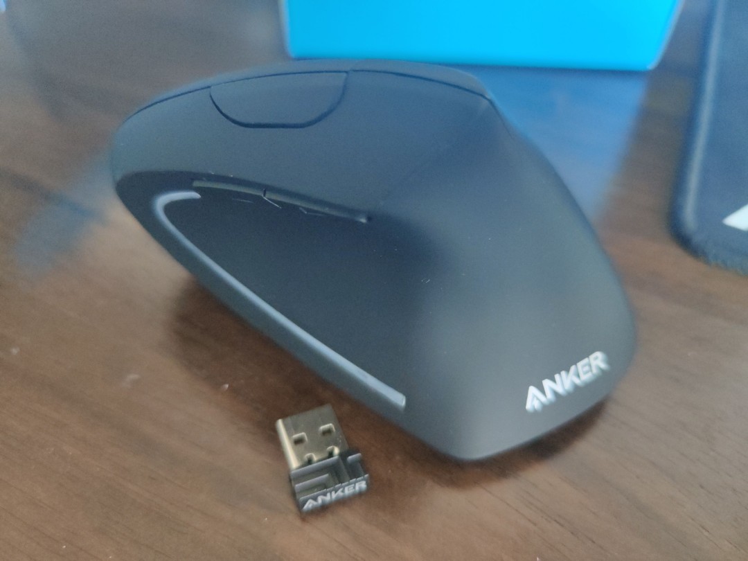 Anker Ergonomic Optical USB Wireless Vertical Mouse, Computers & Tech ...