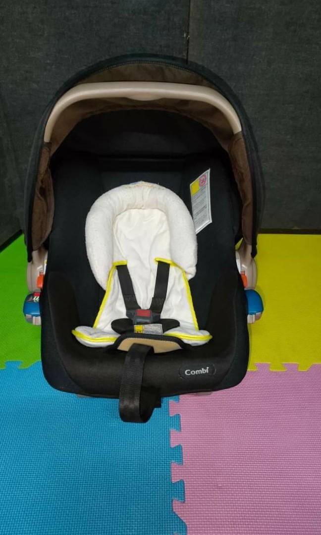 Combi infant car seat/rocker 2 in 1, Babies & Kids, Going Out, Car Seats on Carousell