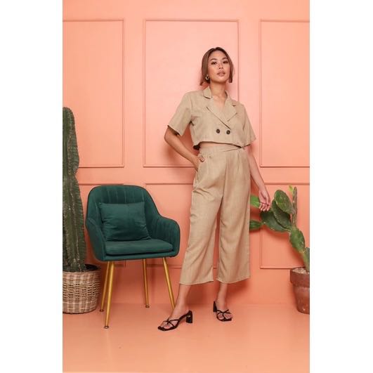 Coordinates Set Khaki, Women's Fashion, Dresses & Sets, Sets or ...
