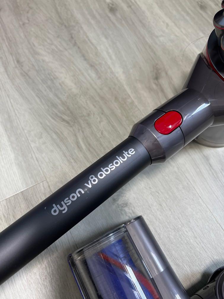 Dyson v8 absolute, TV & Home Appliances, Vacuum Cleaner & Housekeeping ...
