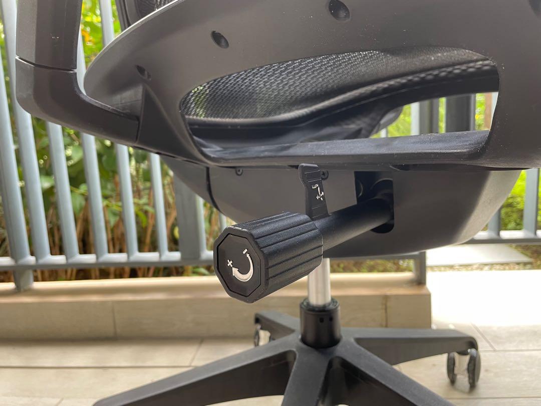 Ergotune Classic Ergonomic Office Chair, Furniture & Home Living ...