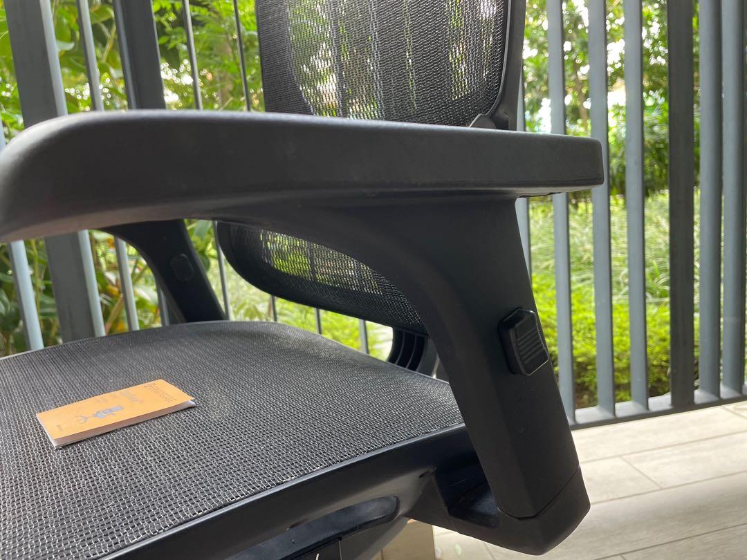 Ergotune Classic Ergonomic Office Chair, Furniture & Home Living ...