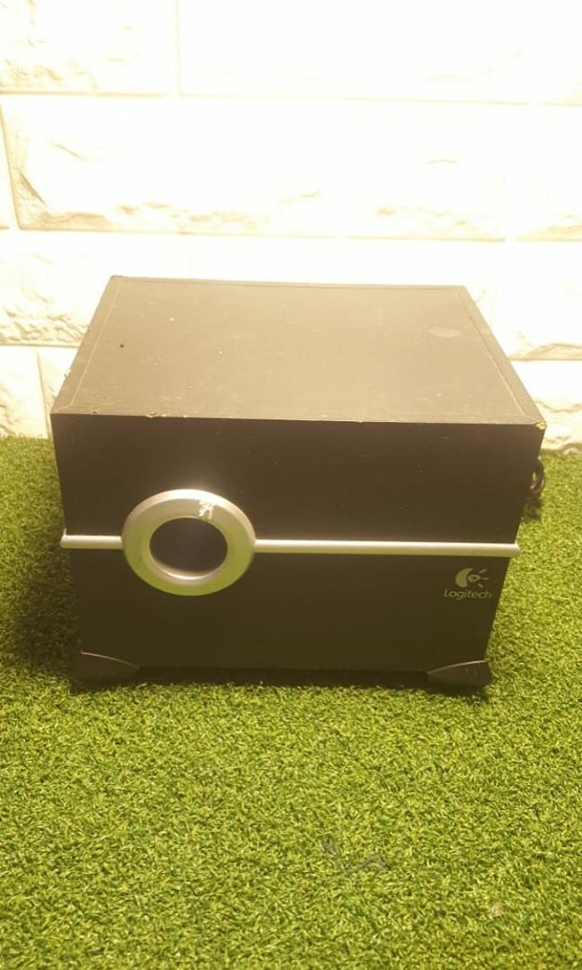 Subwoofer Speaker Aktif Logitech Z103, Elektronik, Audio di Carousell
