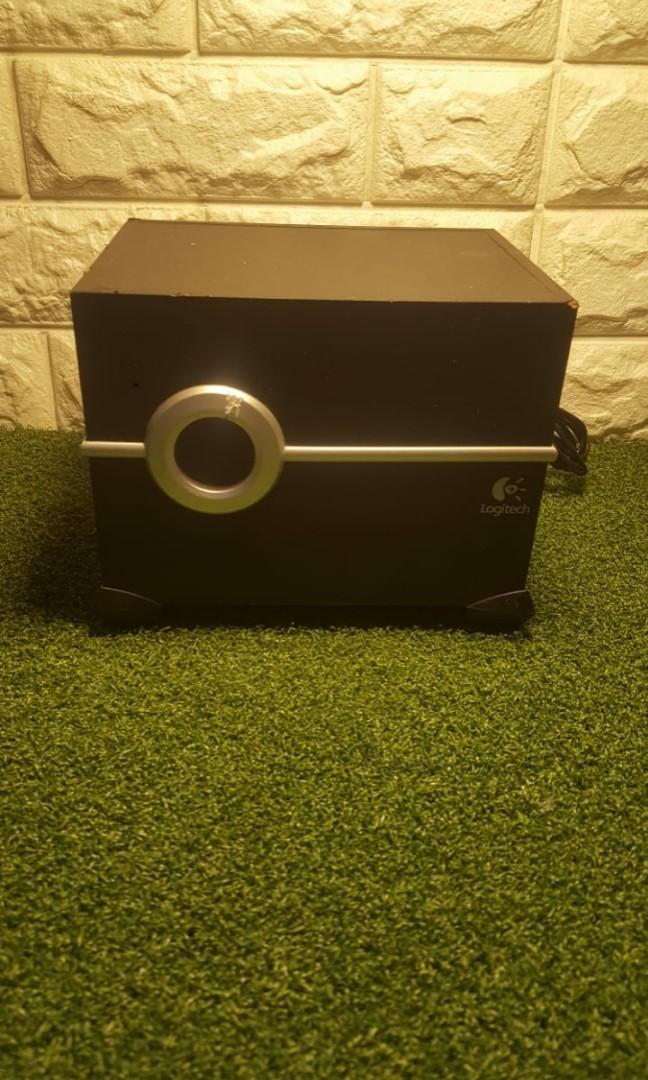 Subwoofer Speaker Aktif Logitech Z103, Elektronik, Audio di Carousell