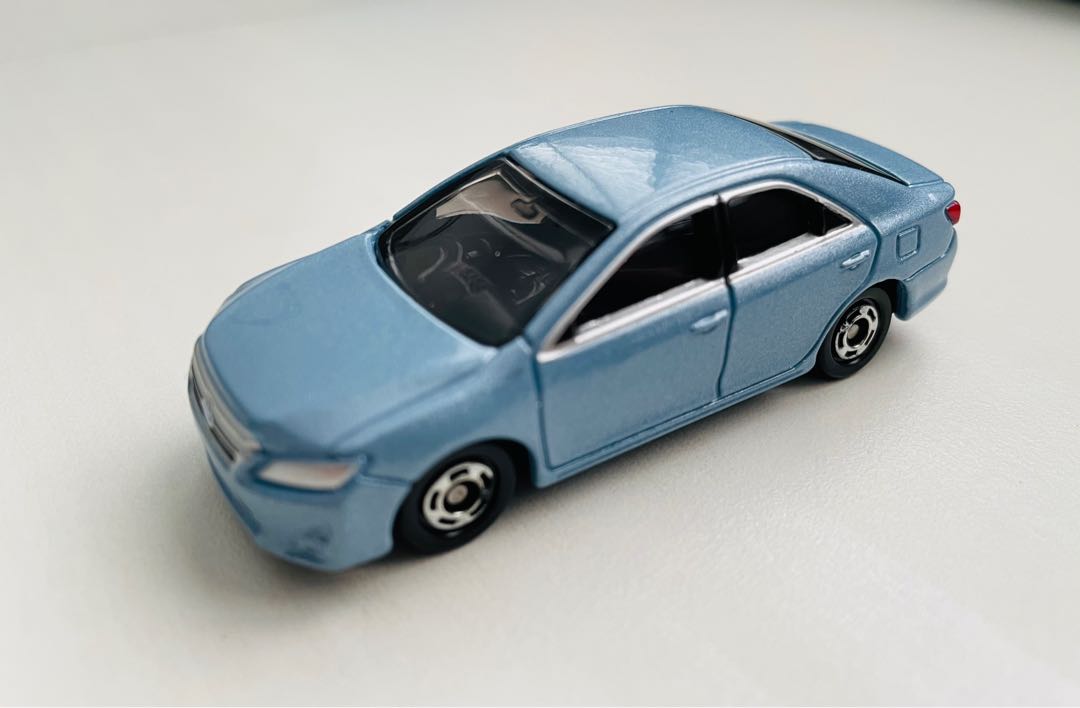 Toyota Camry Die Cast 1/64 (2012-2018), Hobbies & Toys, Toys & Games on ...