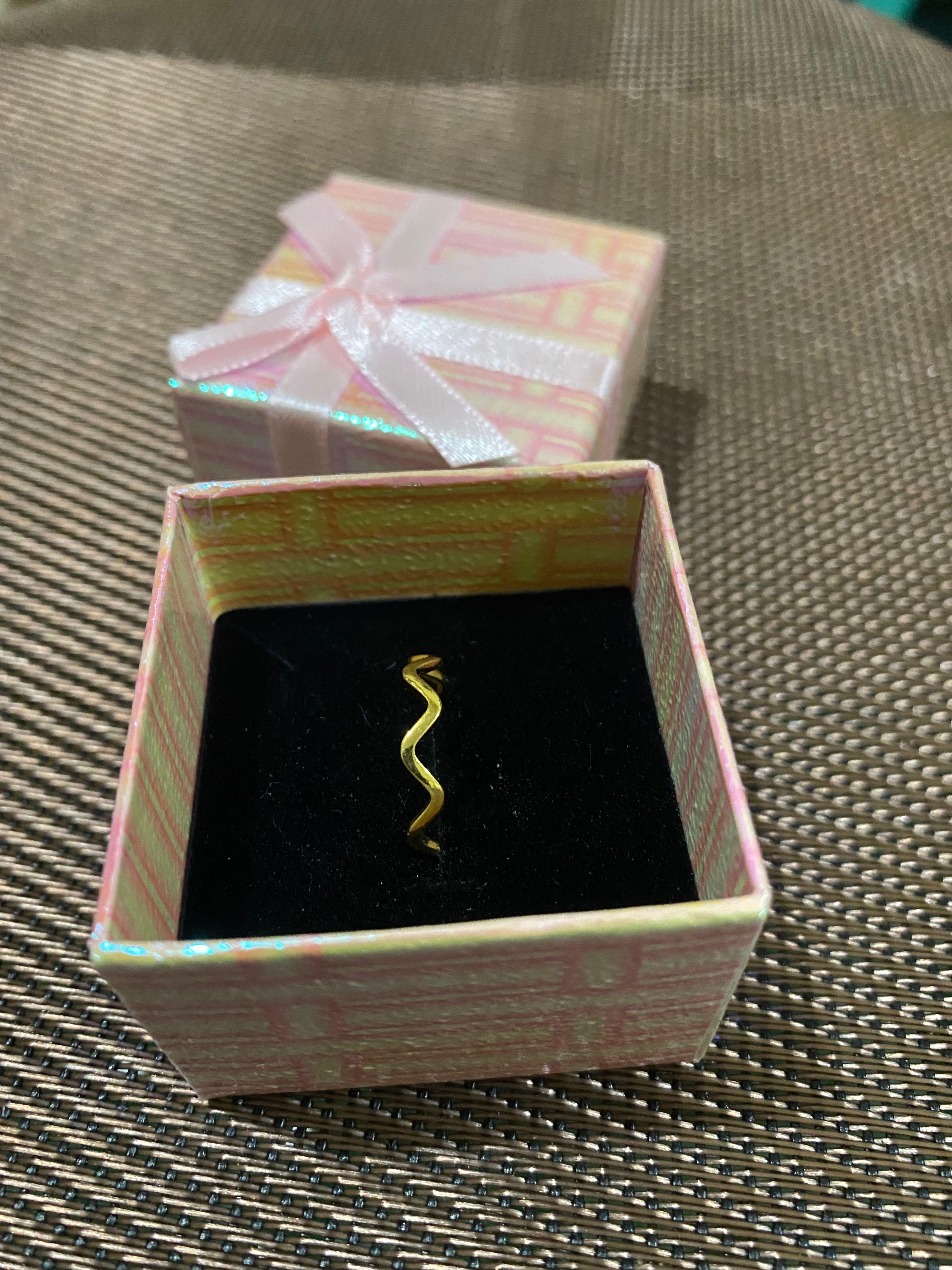 VSPL Saudi Gold 18K Wave Ring, Women's Fashion, Jewelry & Organizers ...