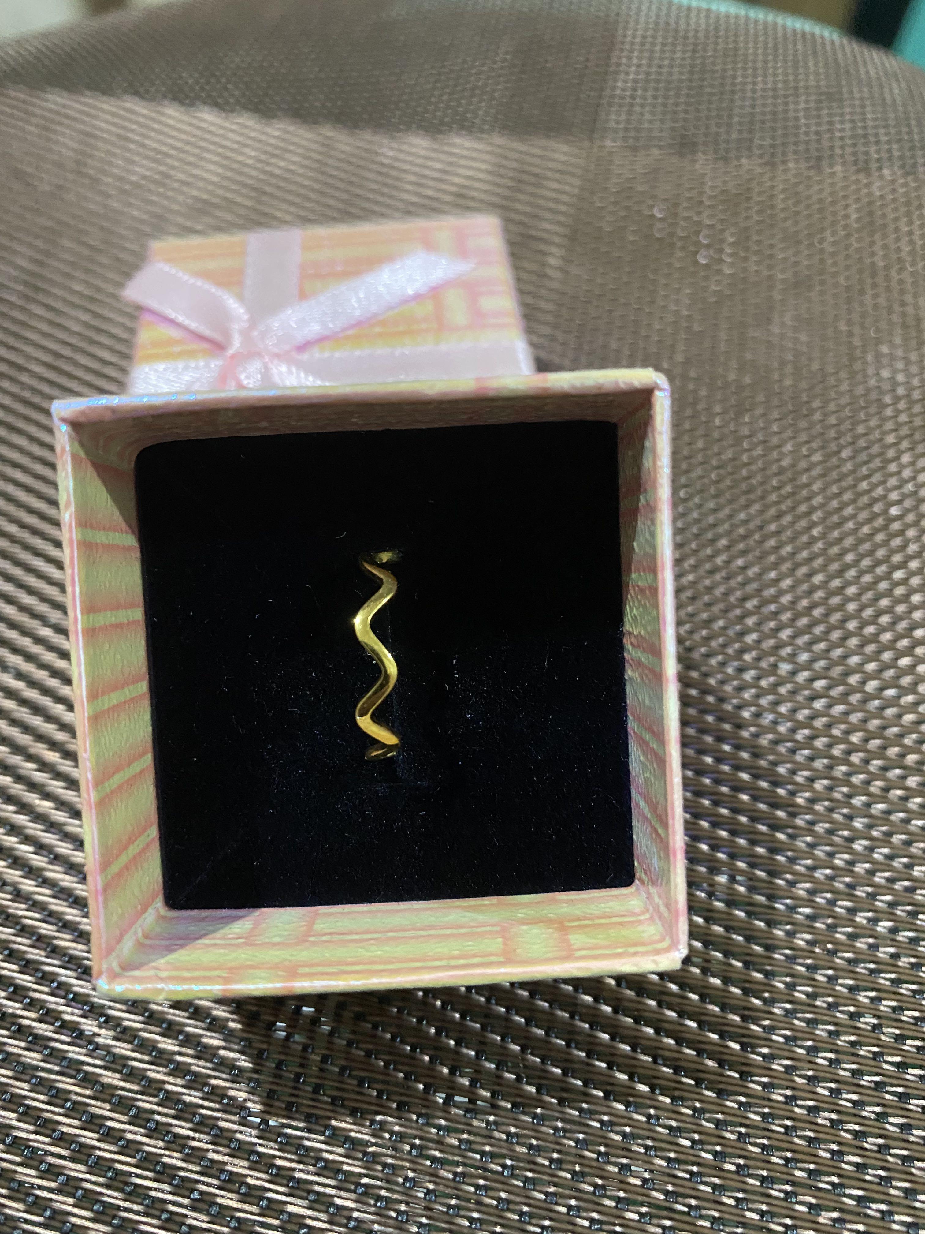 VSPL Saudi Gold 18K Wave Ring, Women's Fashion, Jewelry & Organizers ...