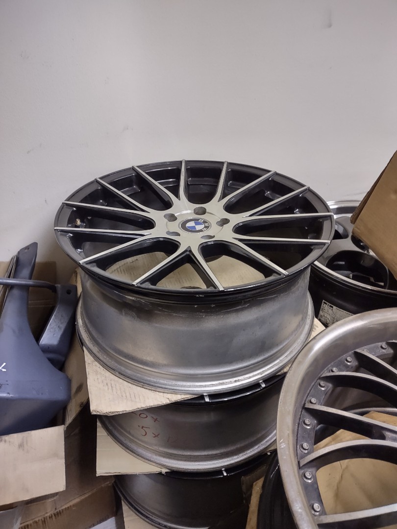 BMW Staggered Rims 20 inch (Light Weight), Car Accessories, Tyres ...