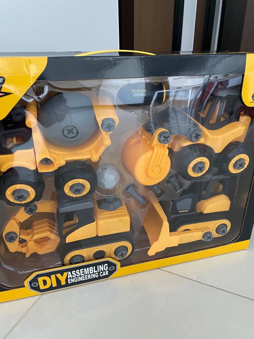 DIY assembly Cars (bought from Takashimaya), Hobbies & Toys, Toys ...