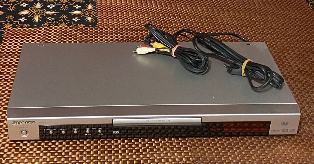 DVD player with free component cable, TV & Home Appliances, TV ...