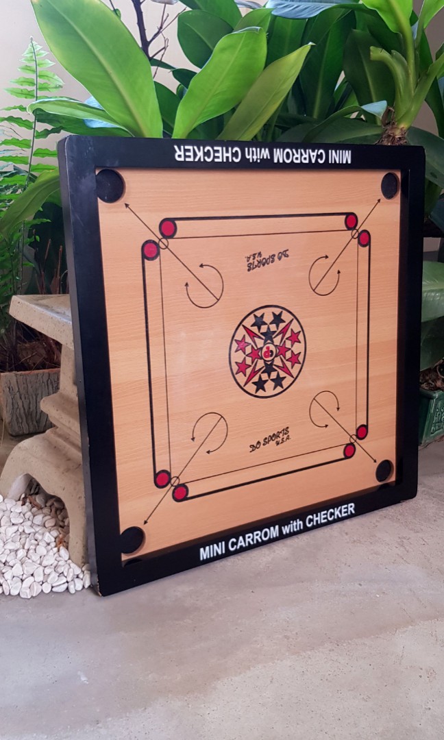 Mini Carrom with Checker, Hobbies & Toys, Toys & Games on Carousell