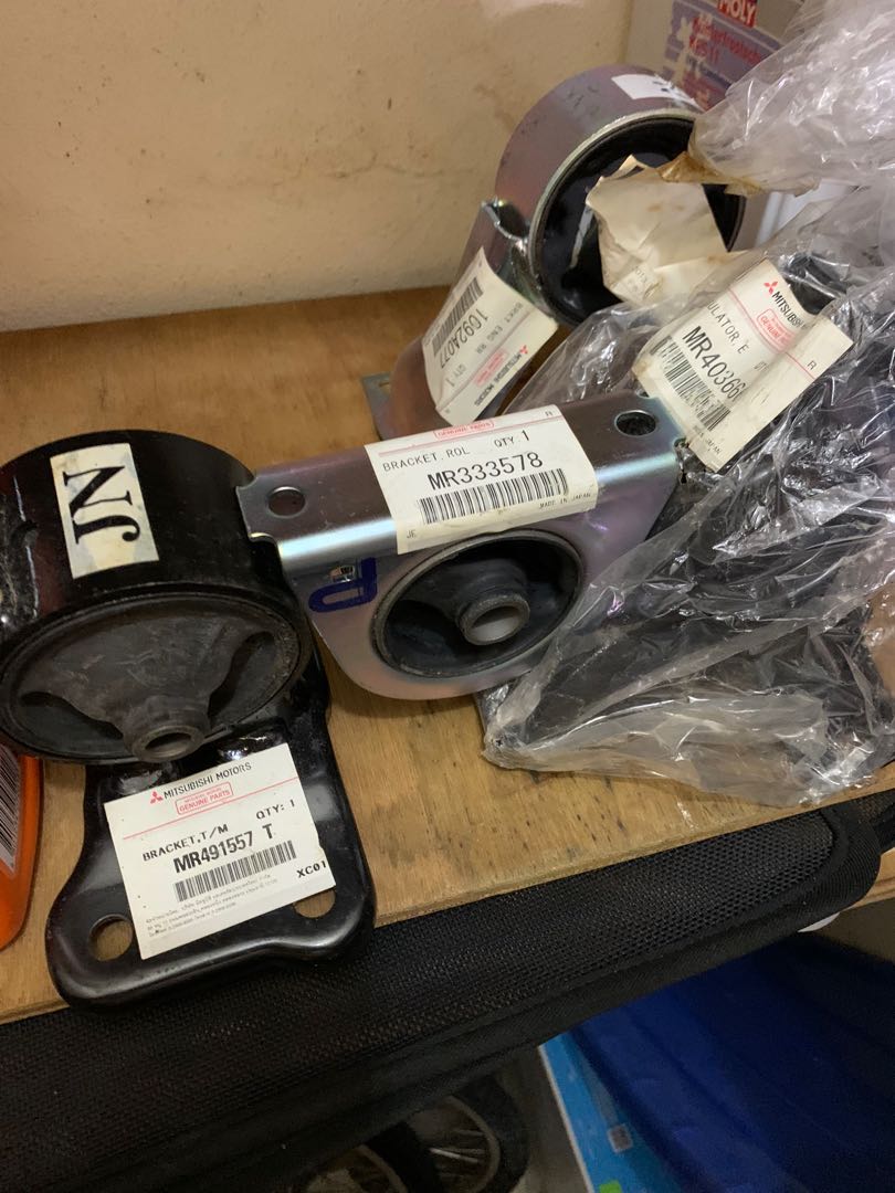 Mitsubishi CS3 engine mounting(Japan), Car Accessories, Accessories on ...