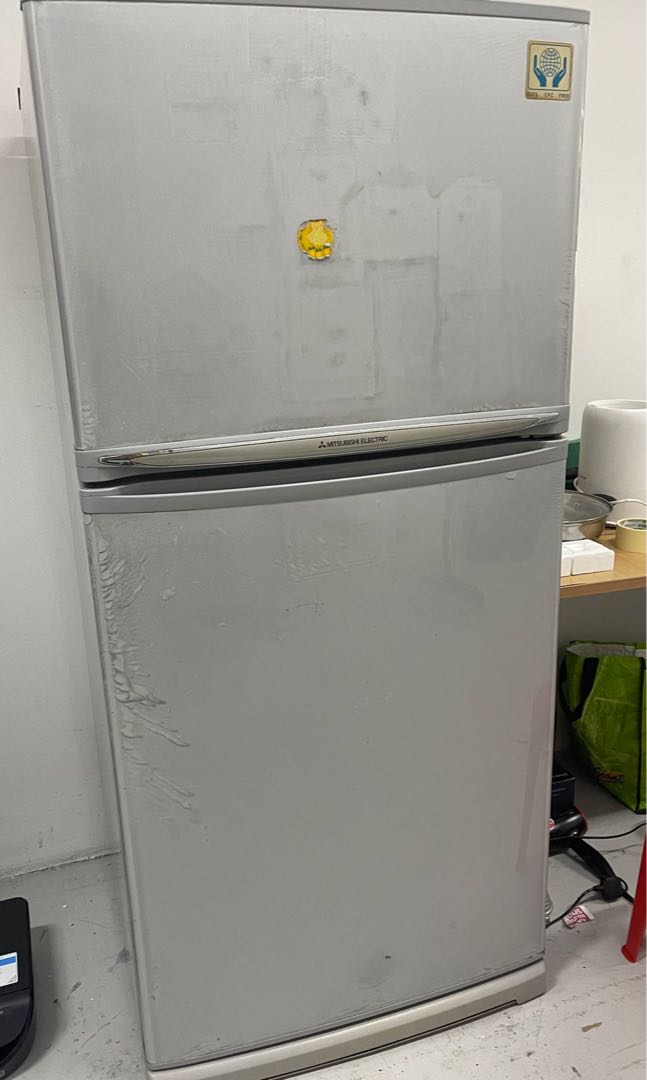mitsubishi electric fridge 2 door MR-50M-SLP 454L Condition 7/10 One month warranty $250 ...