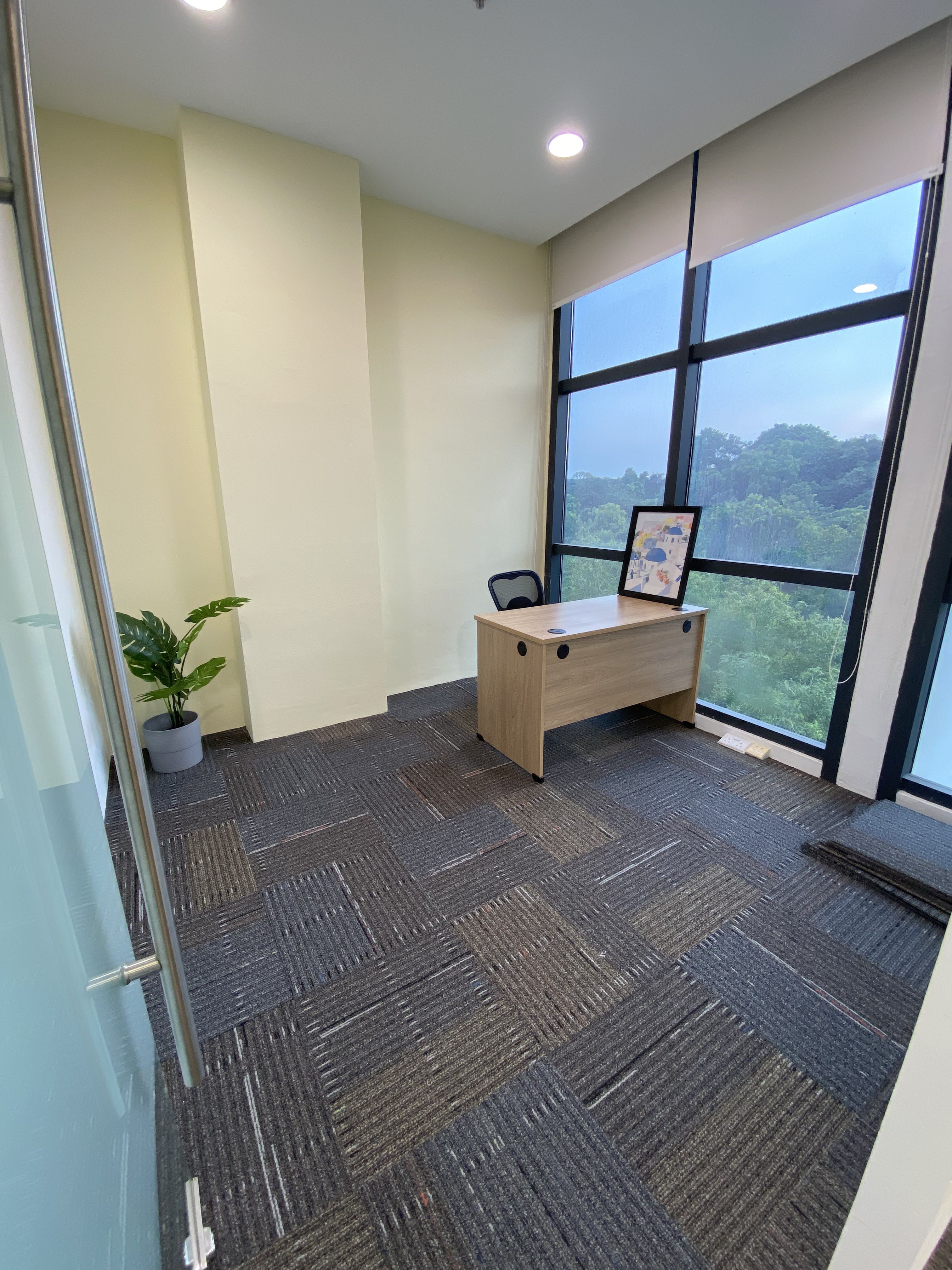 Primz Bizhub RARE newly renovated offices, Property, Rentals ...