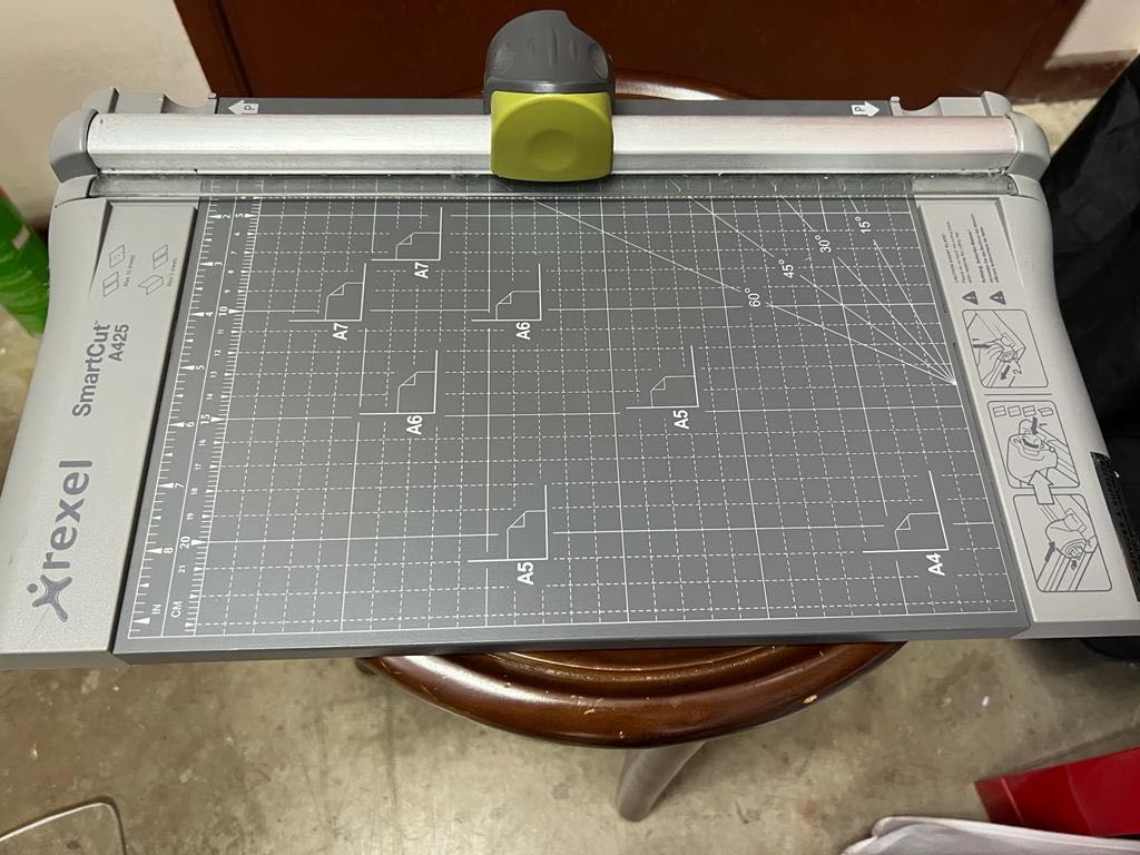 Rexel SmartCut A425 4 in 1 Trimmer A4 Paper Cutter, Hobbies & Toys ...