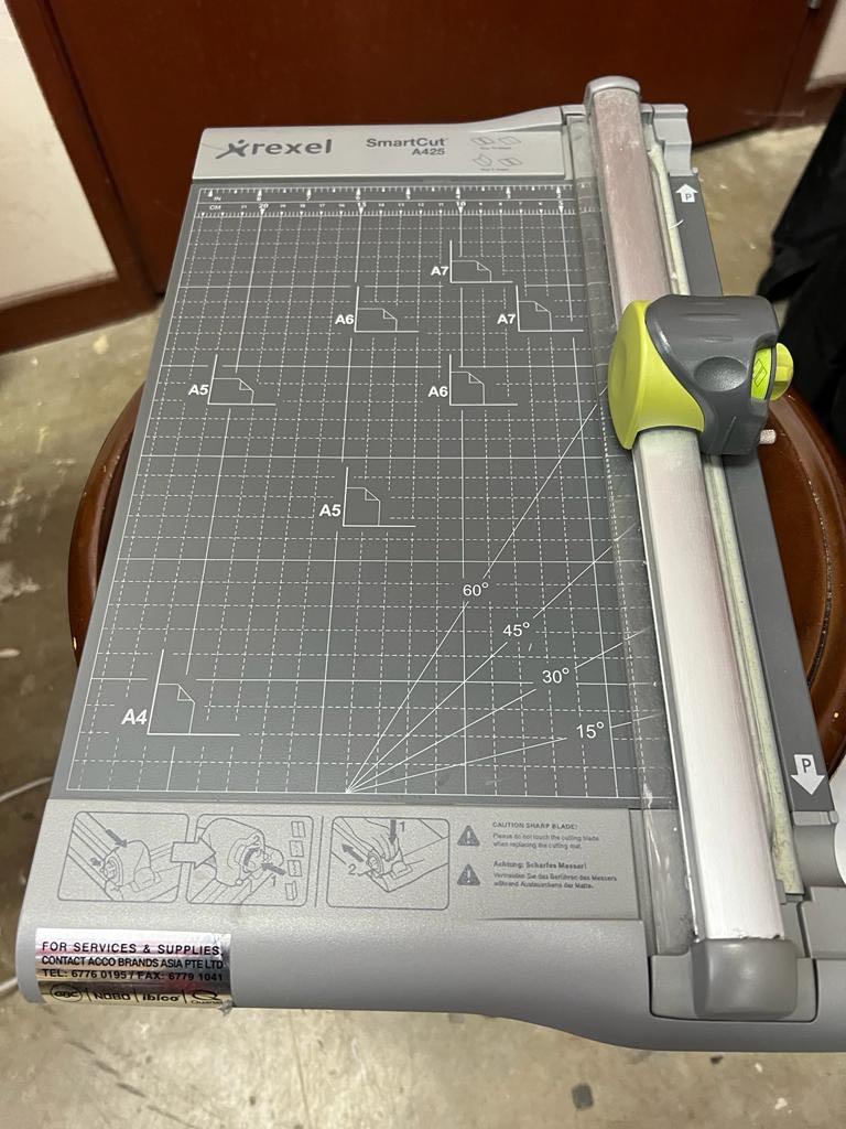 Rexel SmartCut A425 4 in 1 Trimmer A4 Paper Cutter, Hobbies & Toys ...