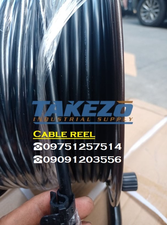 TITAN Cable Reel, Commercial & Industrial, Construction Tools ...