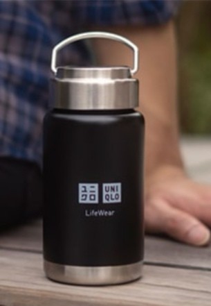 Uniqlo stainless steel bottle, Furniture & Home Living, Kitchenware ...