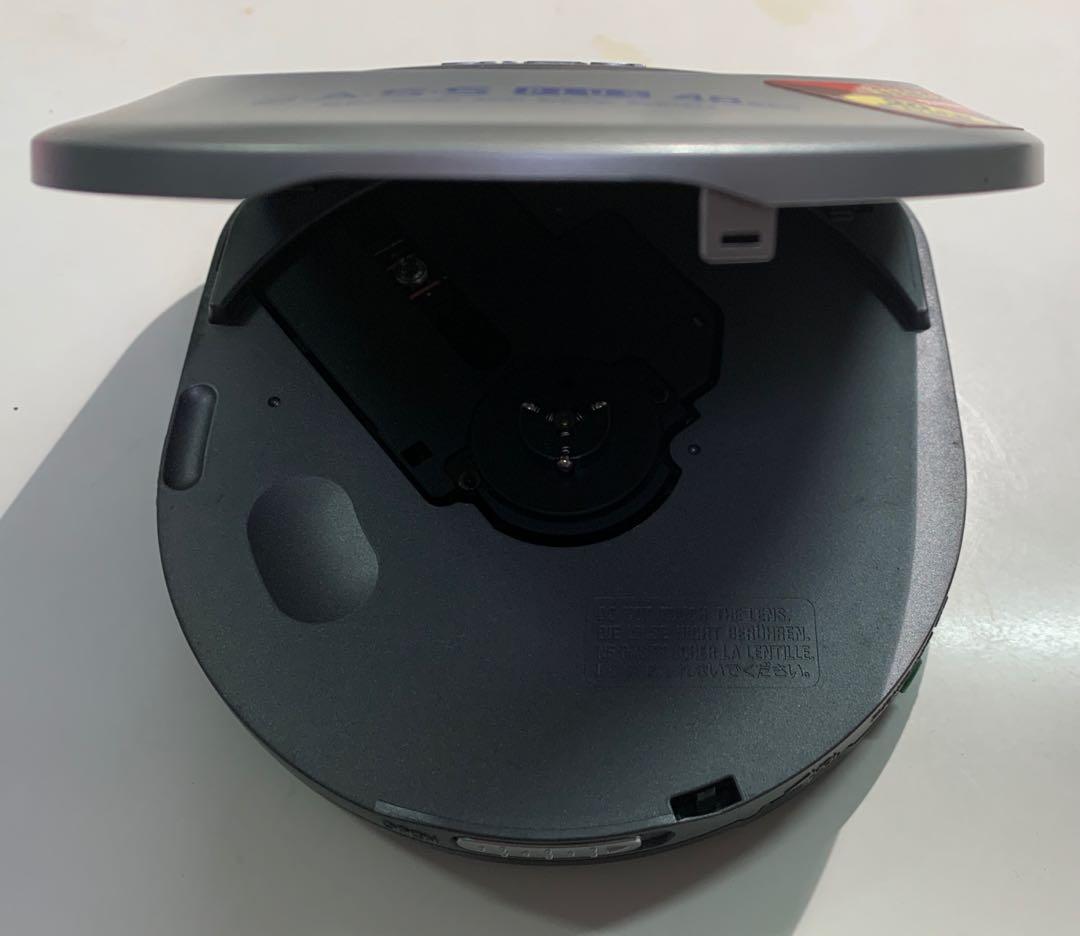 Aiwa FM/CD player Walkman XP-R210, Audio, Portable Music Players on ...