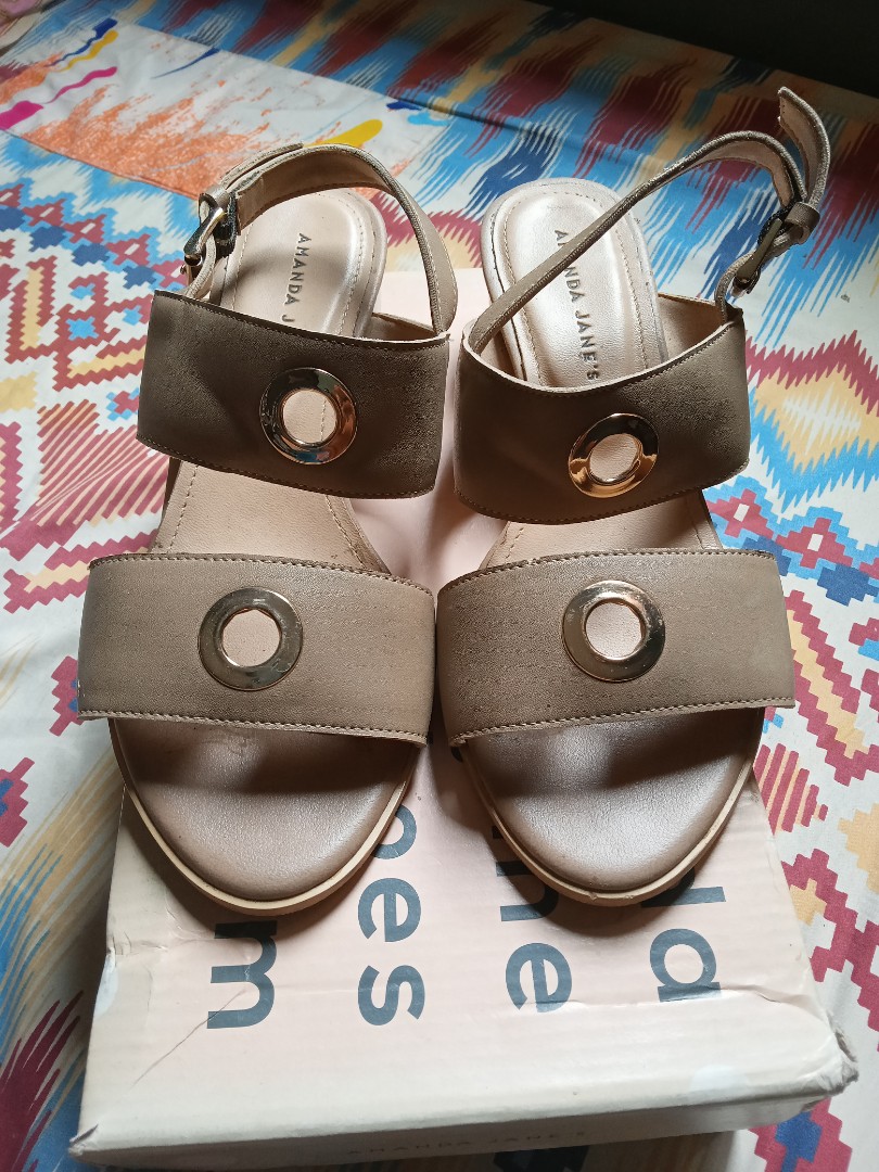 Amanda Jane's heels, Fesyen Wanita, Sepatu di Carousell
