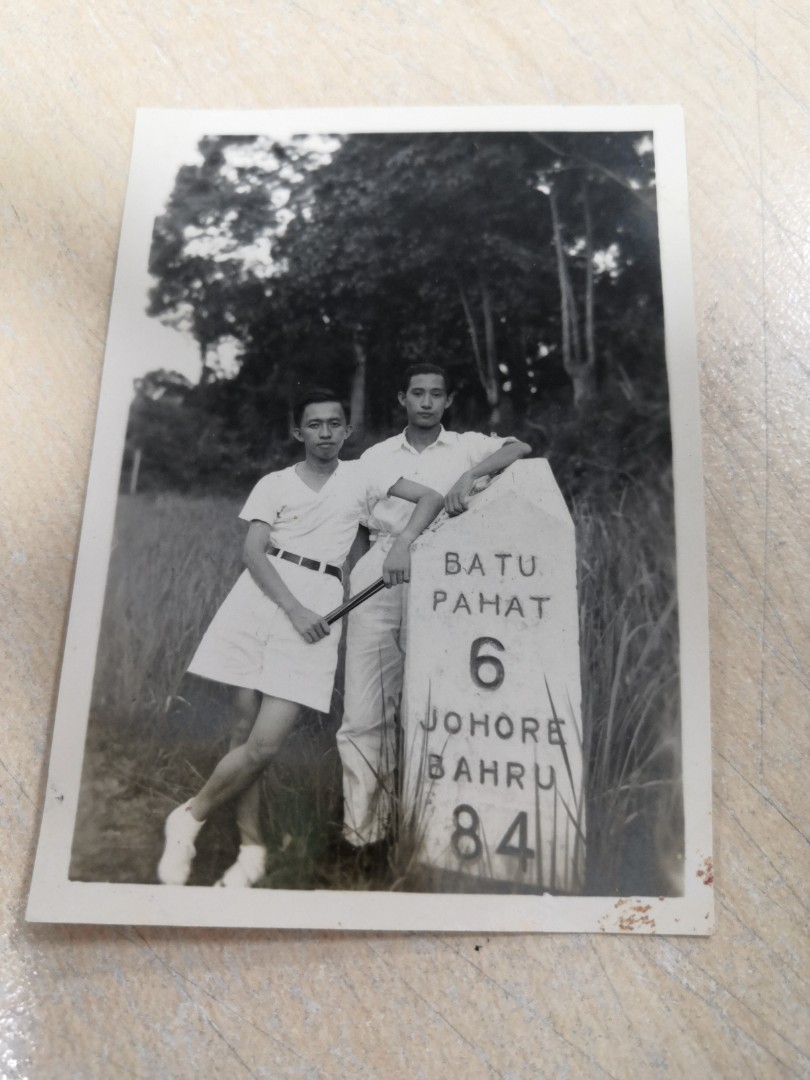 Batu pahat batu penanda jalanraya, Furniture & Home Living, Home Decor ...