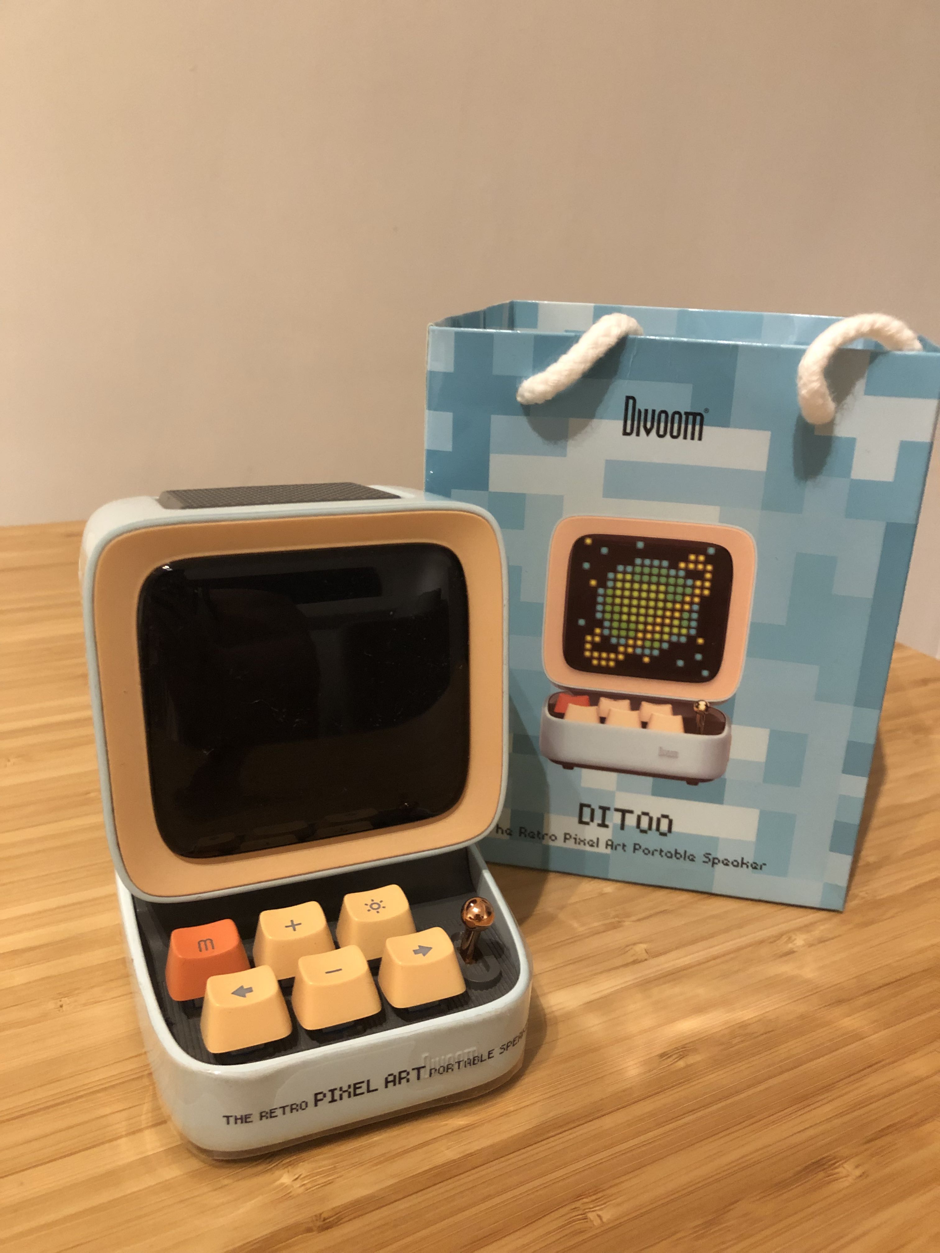 Divoom Ditoo Retro Pixel Bluetooth, Audio, Soundbars, Speakers ...