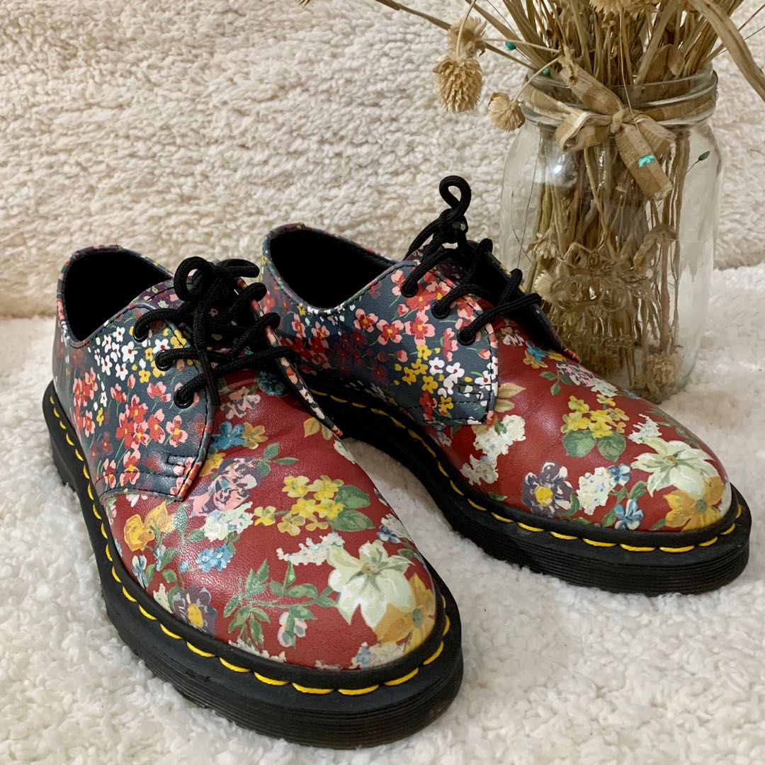 Dr. Martens 1461 UK3 US5, Women's Fashion, Footwear, Loafers on Carousell