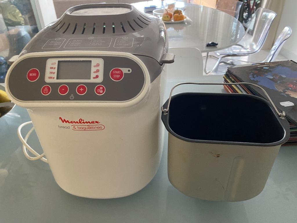 French Bread maker Moulinex B07-C, TV & Home Appliances, Kitchen ...