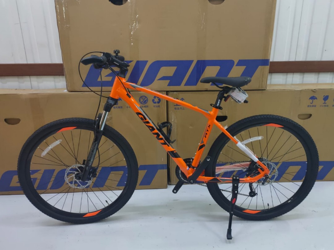 GIANT MTB ATX830, Sports Equipment, Bicycles & Parts, Bicycles on Carousell