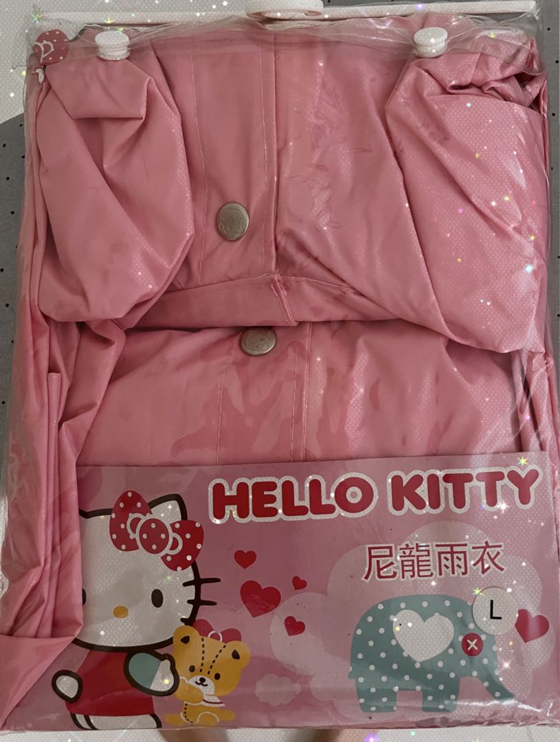 Hello kitty raincoat, Babies & Kids, Babies & Kids Fashion on Carousell