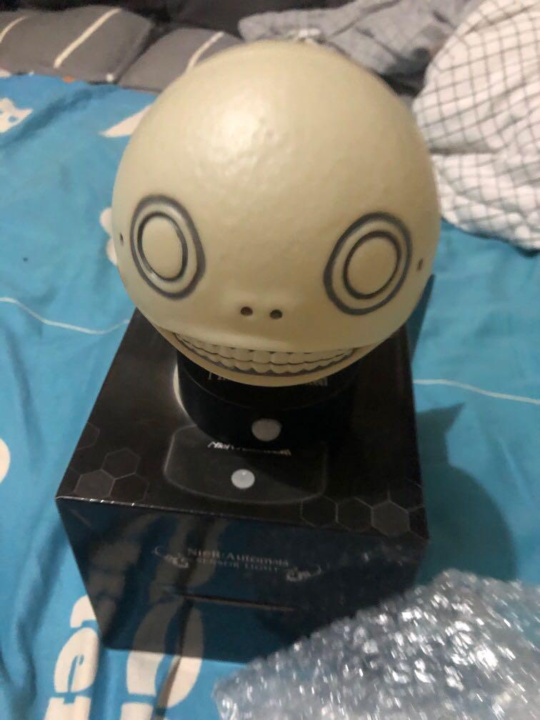 Nier Automata Emil sensor light, 其他, 其他 - Carousell