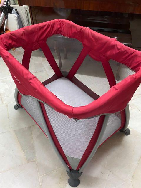 Nuna Sena Mini Travel Cot, Babies & Kids, Baby Nursery & Kids Furniture ...