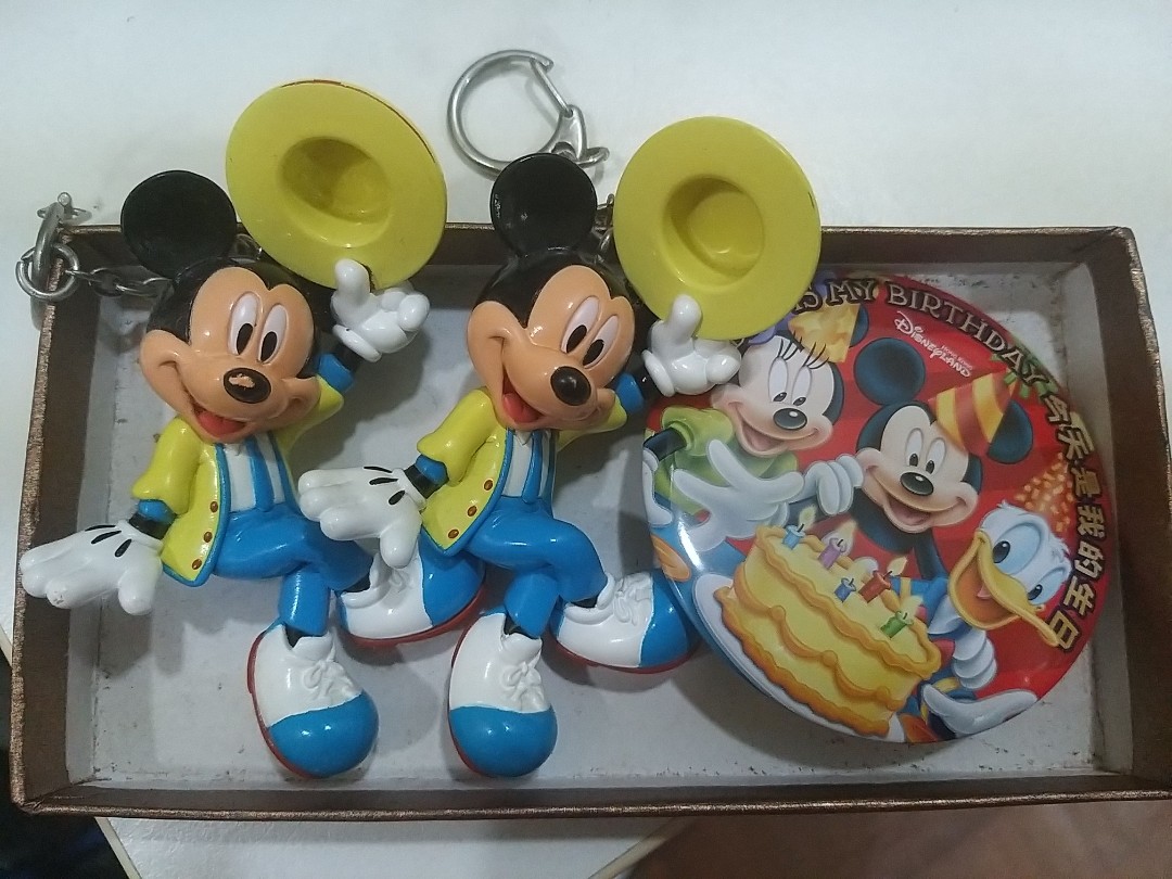 Original Disney keychain and Hong Kong Disneyland Birthday badge ...