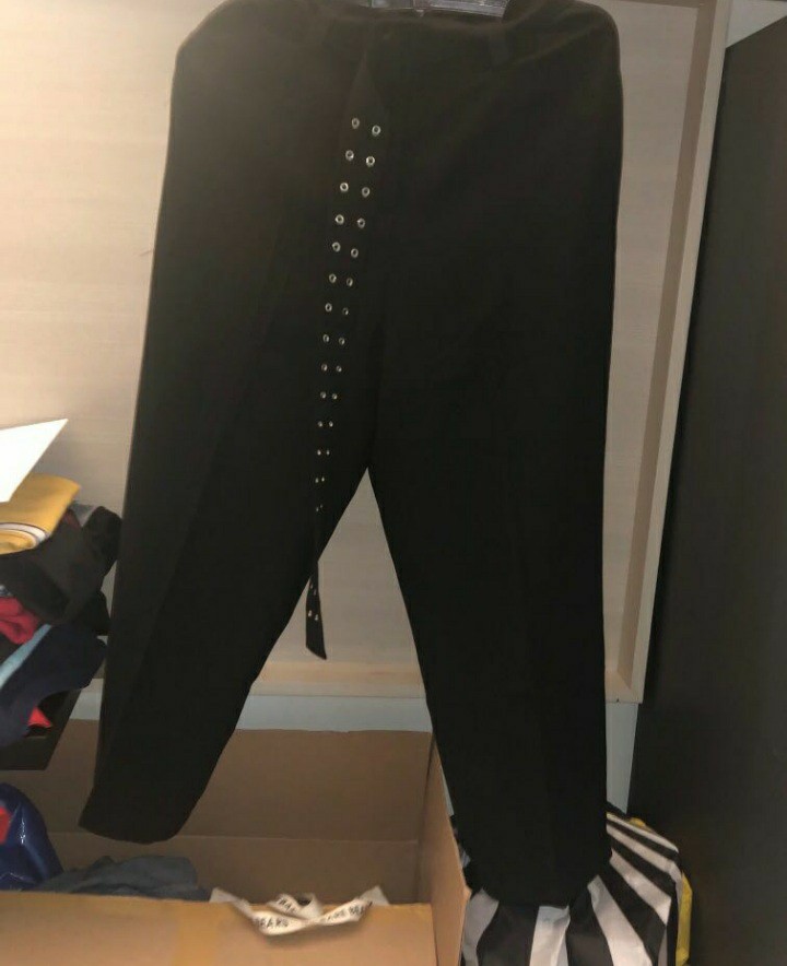 Pomelo pants, Fesyen Wanita, Pakaian Wanita, Bawahan di Carousell